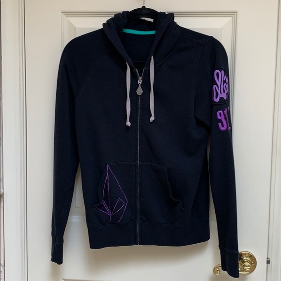 Volcom | Tops | Vintage Volcom Hoodie | Poshmark